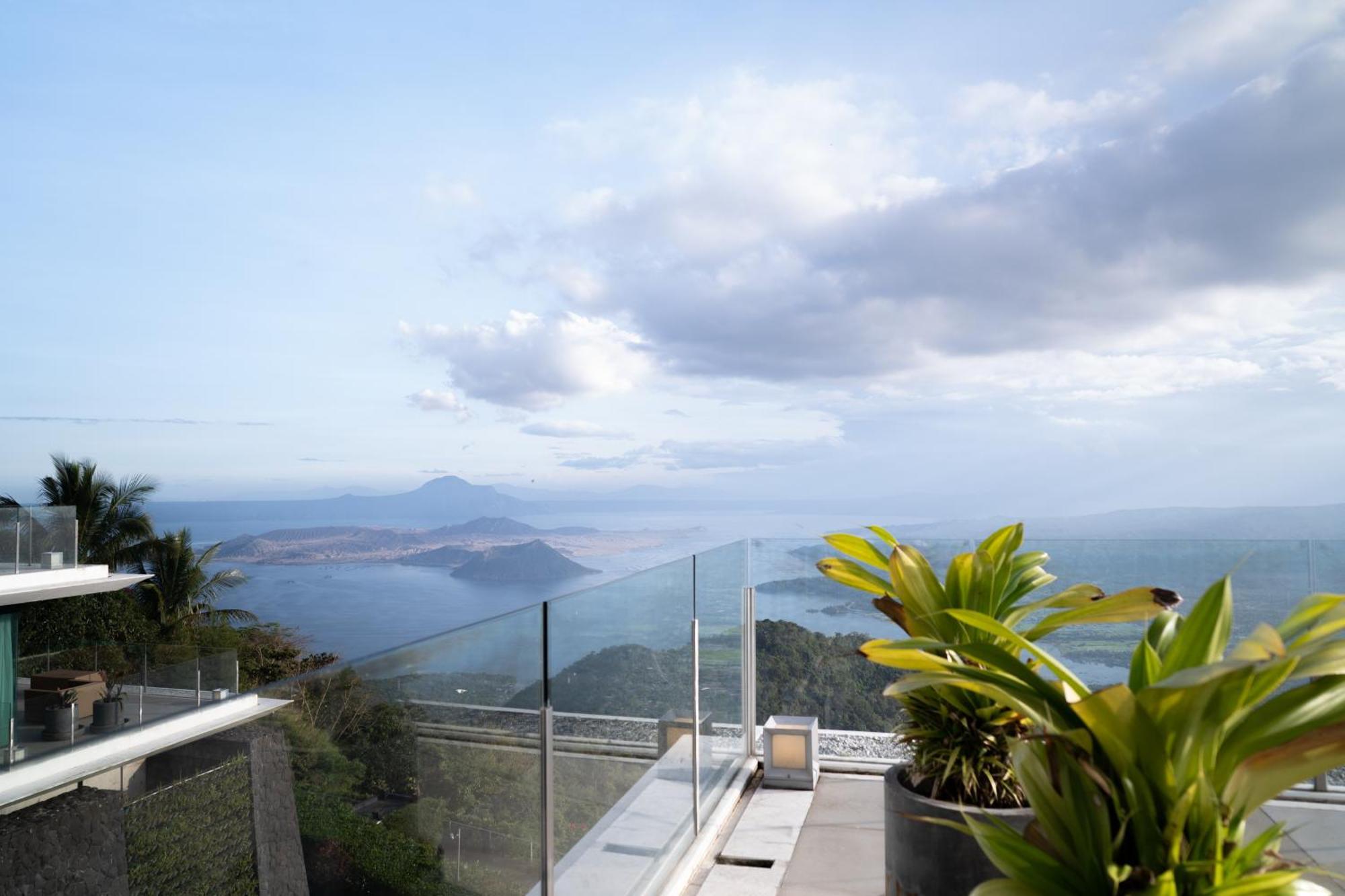 HOTEL ESCALA TAGAYTAY | ⋆⋆⋆⋆ | TAGAYTAY CITY, PHILIPPINES | SEASON ...
